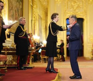 Specsavers’ founder receives CBE at Windsor Castle - Optical News